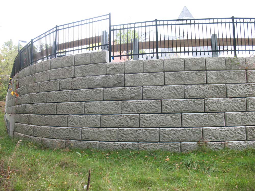 Retaining Wall Design - SFC Engineering Inc.